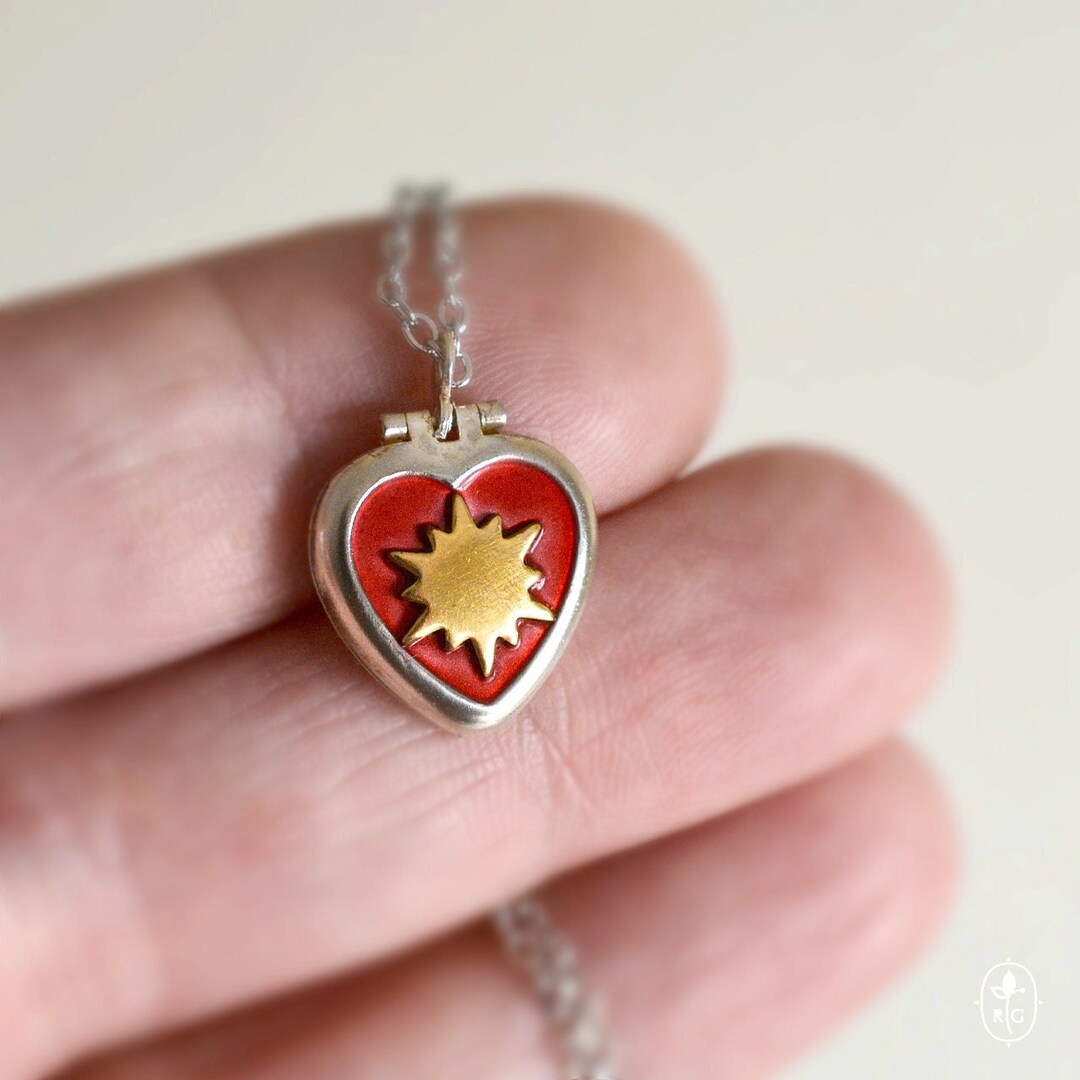Star Photo Locket Celestial Locket Red Necklace Heart - Etsy