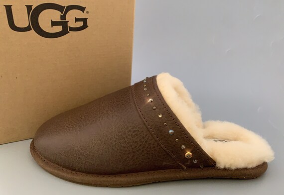 Swarovski UGG Australia AMARINA Indoor outdoor Slippers Women Size 7 New in Box Dark Chestnut Bling 307 Etsy Canada
