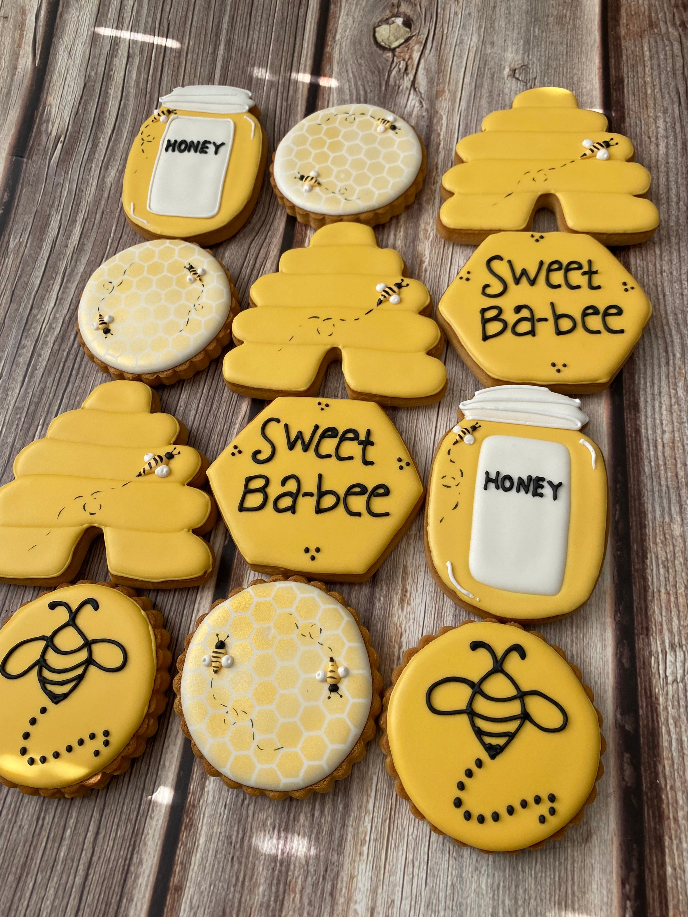 Bumble Bee Baby Shower Cookies: Bee Themed Set of 12 - Etsy