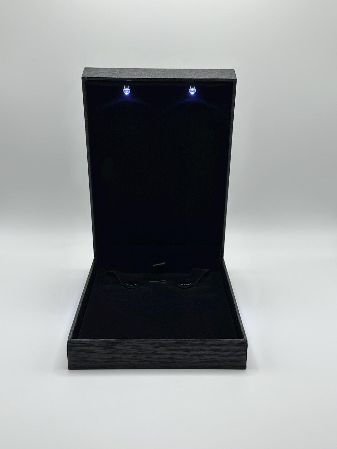 Medium Luxury LED Jewelry Light Box, Light Box for Necklace, Luxury ...