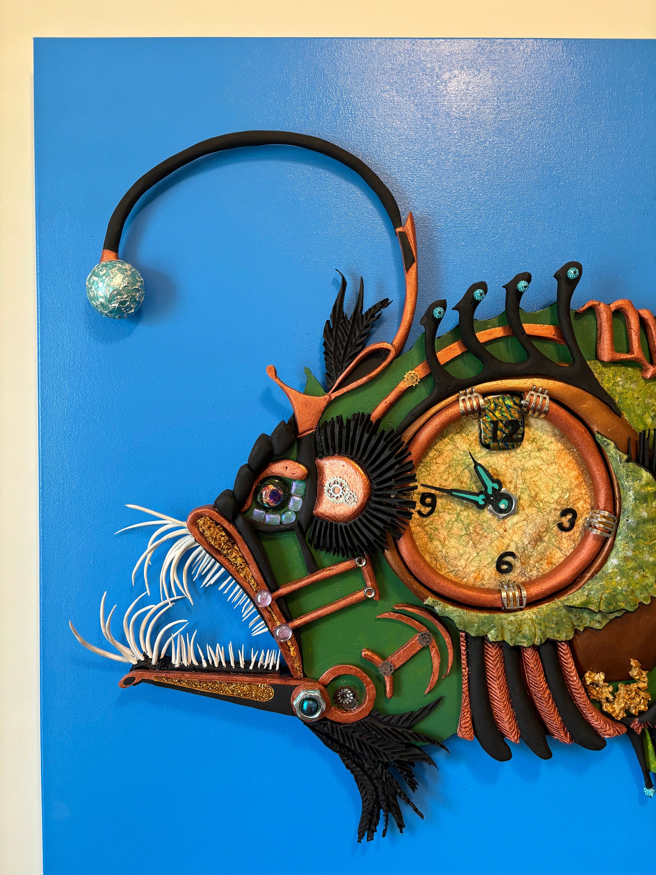 Darwin: A True Masterpiece of Angler Fish Art in This Simply Amazing ...