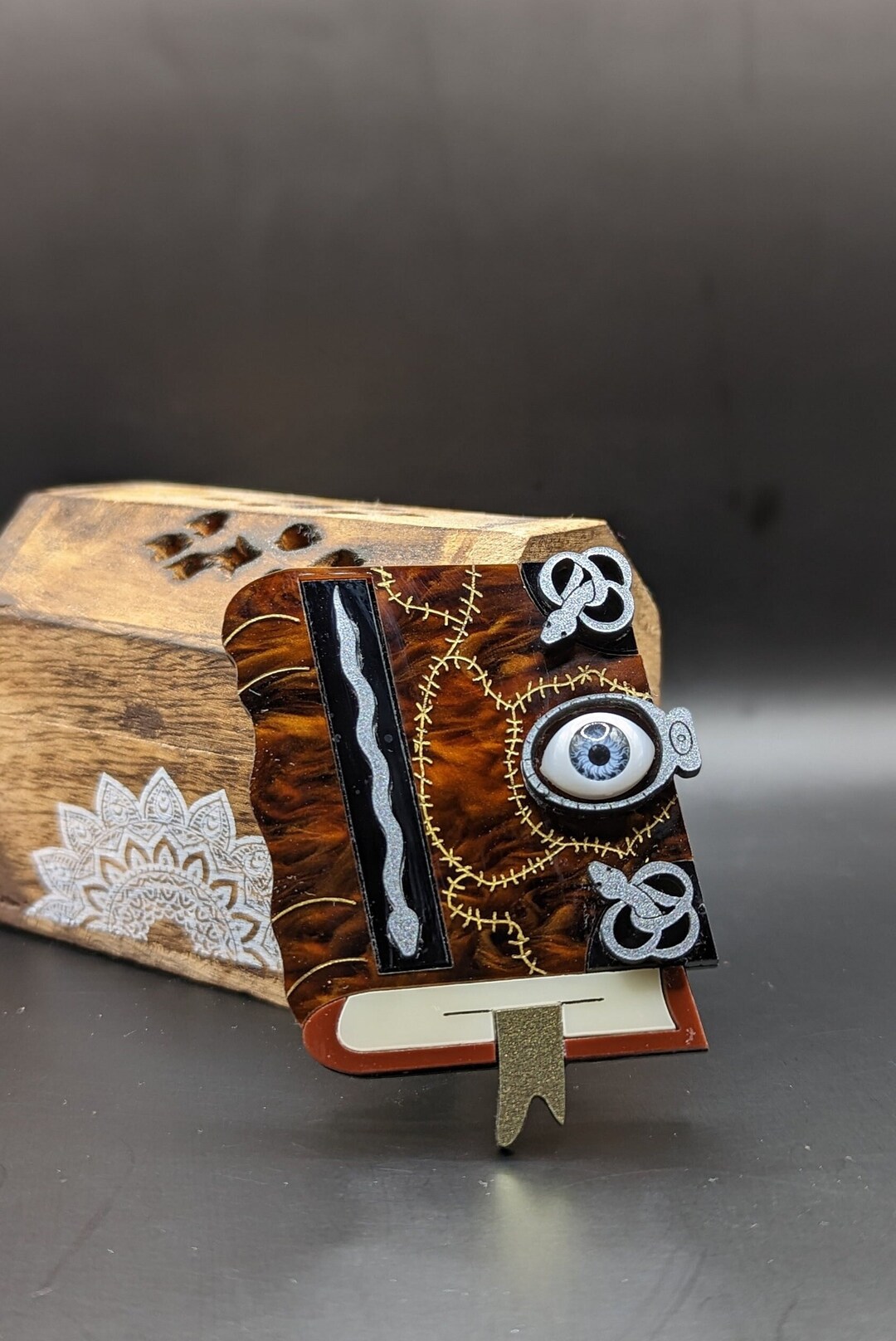 Hocus Pocus Spell Book Pin Brooch - Etsy