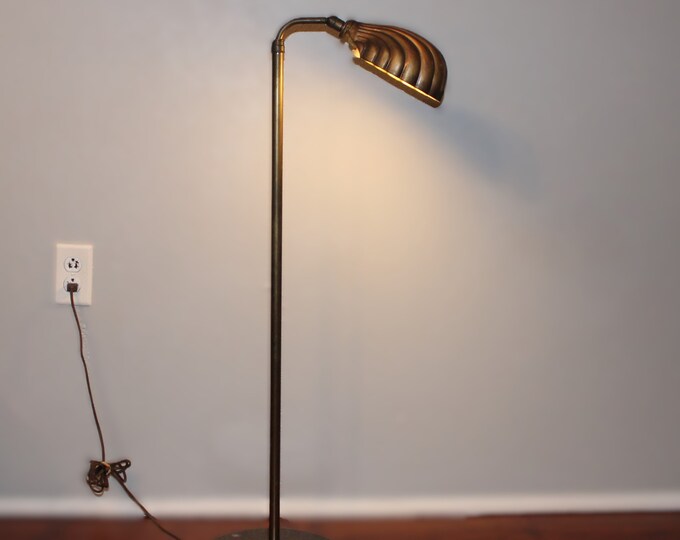 Mid-century Vintage Brass Shell Floor Lamp - Vintage MCM Golden Shell ...