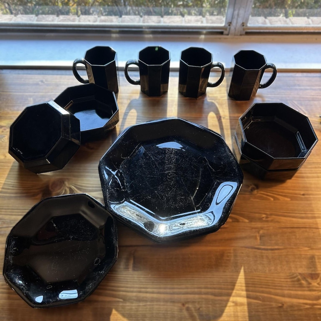 1980's Arcoroc Black Octime Sets - 4 Dinner Plates - 4 Salad Plates - 4 ...