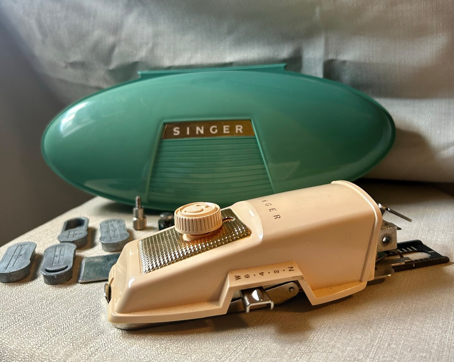Vintage 1960 Singer Buttonholer Aqua Green Case - Etsy