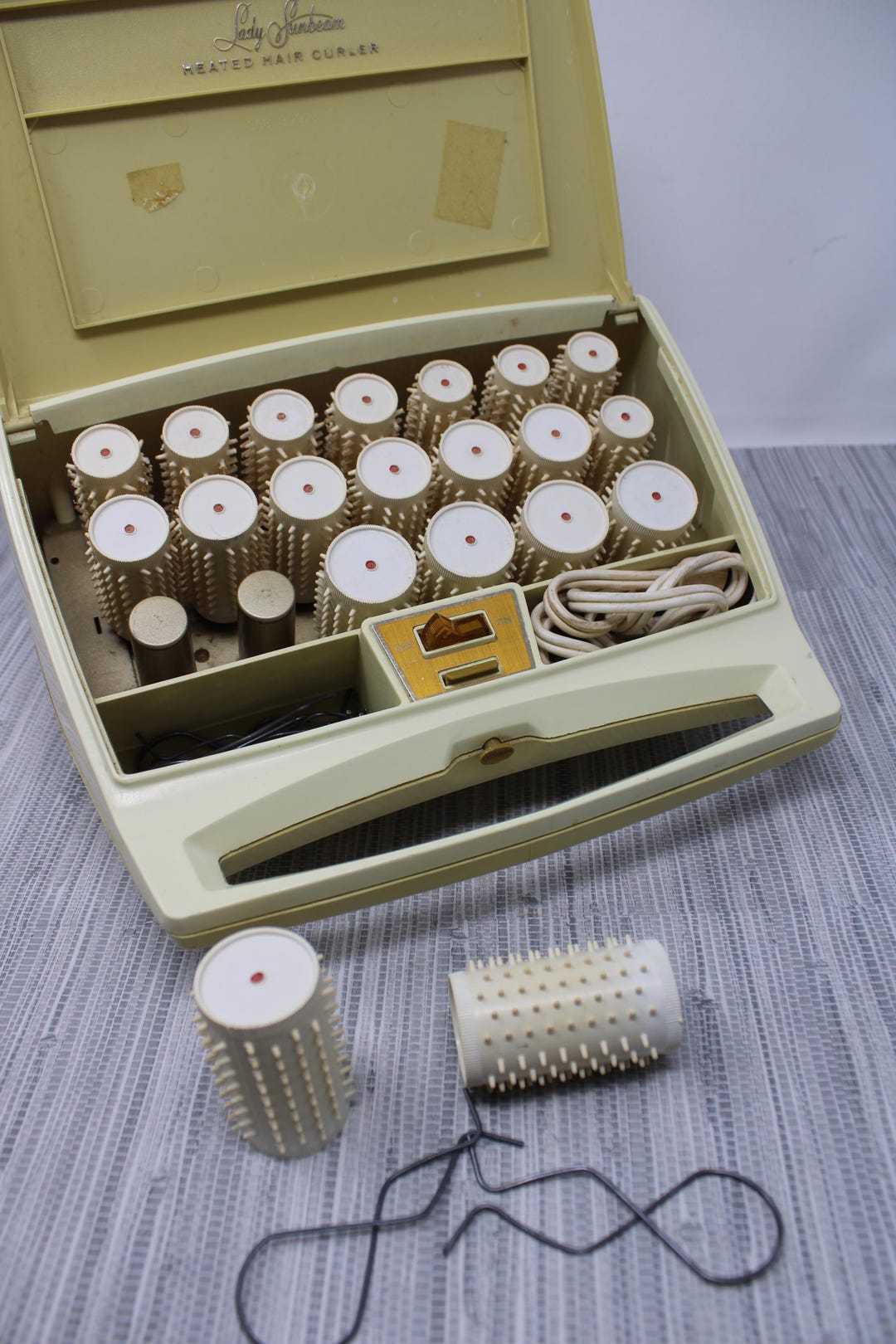 Vintage Lady Sunbeam Heated Hair Curlers Set - 20 Heated Hair Curlers ...