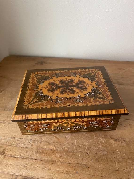 Italian Marquetry Vintage Music Box & Jewelry Chest, … - Gem