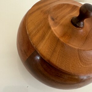 Vintage MCM 1960s Handmade Round Wood Lidded Bowl Marquetry Segmented ...