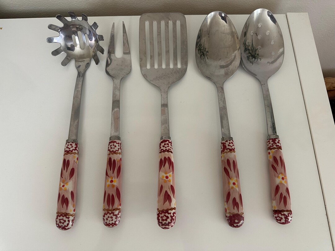 Vintage Temp-tations by Tara Rolling Old World Red Floral Pattern ...