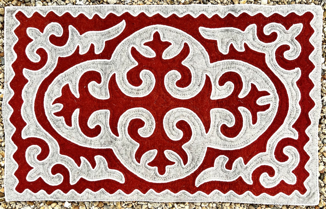 Kyrgyz Shyrdak Rug 105 X 66cm / 3ft 5in X 2ft 2in 100% Wool - Etsy