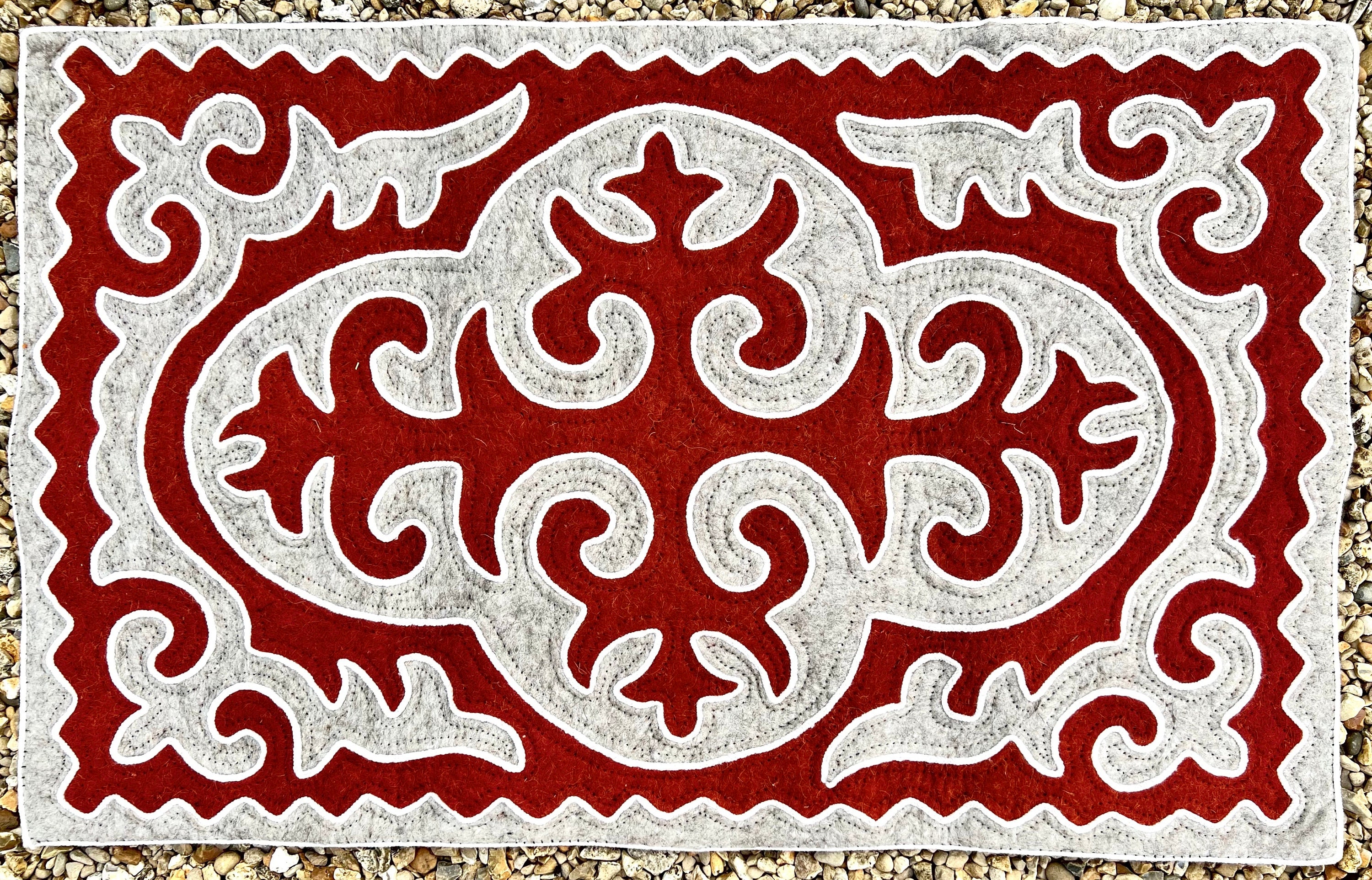 Kyrgyz Shyrdak Rug 105 X 66cm / 3ft 5in X 2ft 2in 100% Wool - Etsy