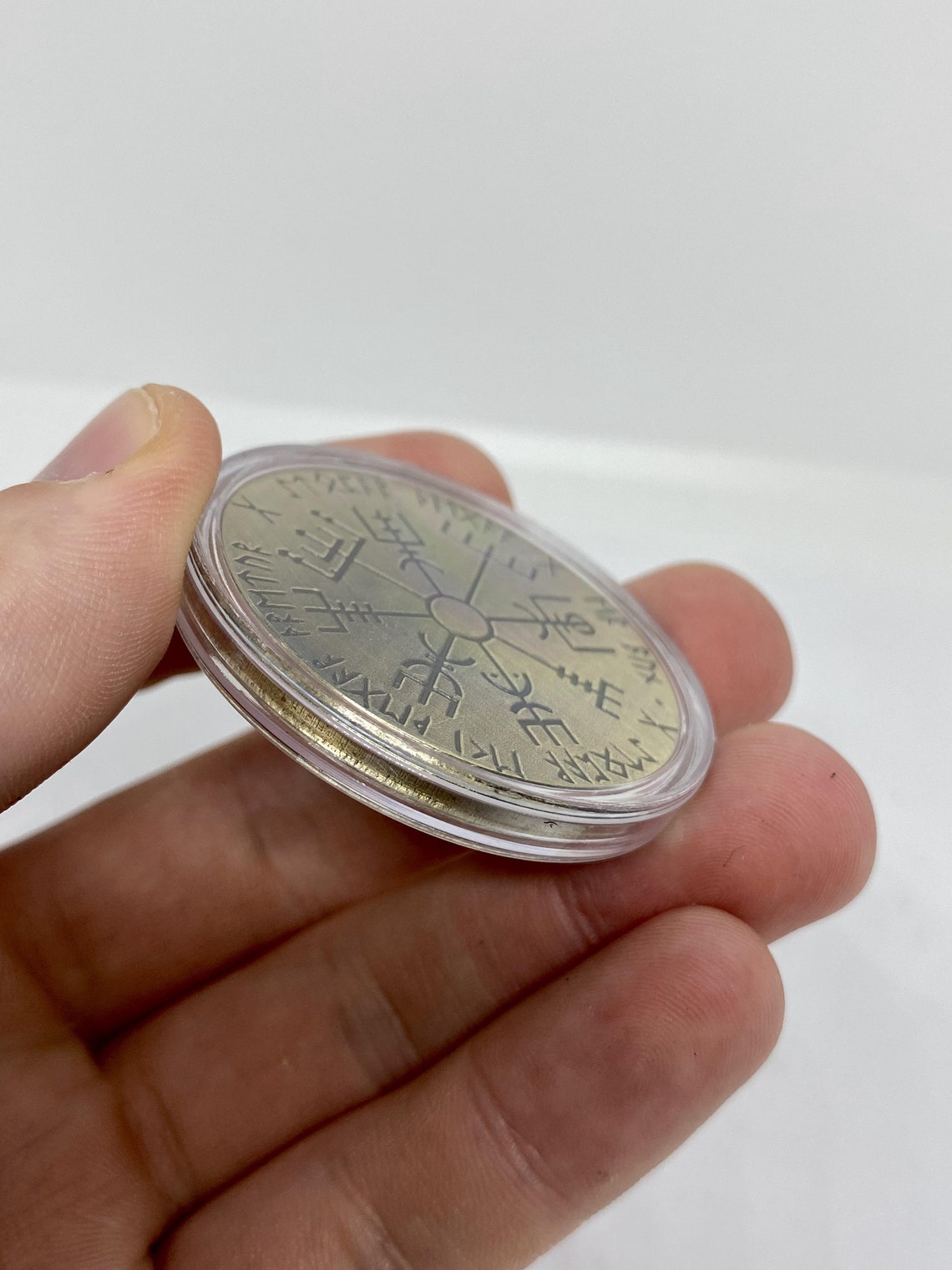 Viking Celtic Coin Collectable, Vegvisir Wayfinder Commemorative Coin ...