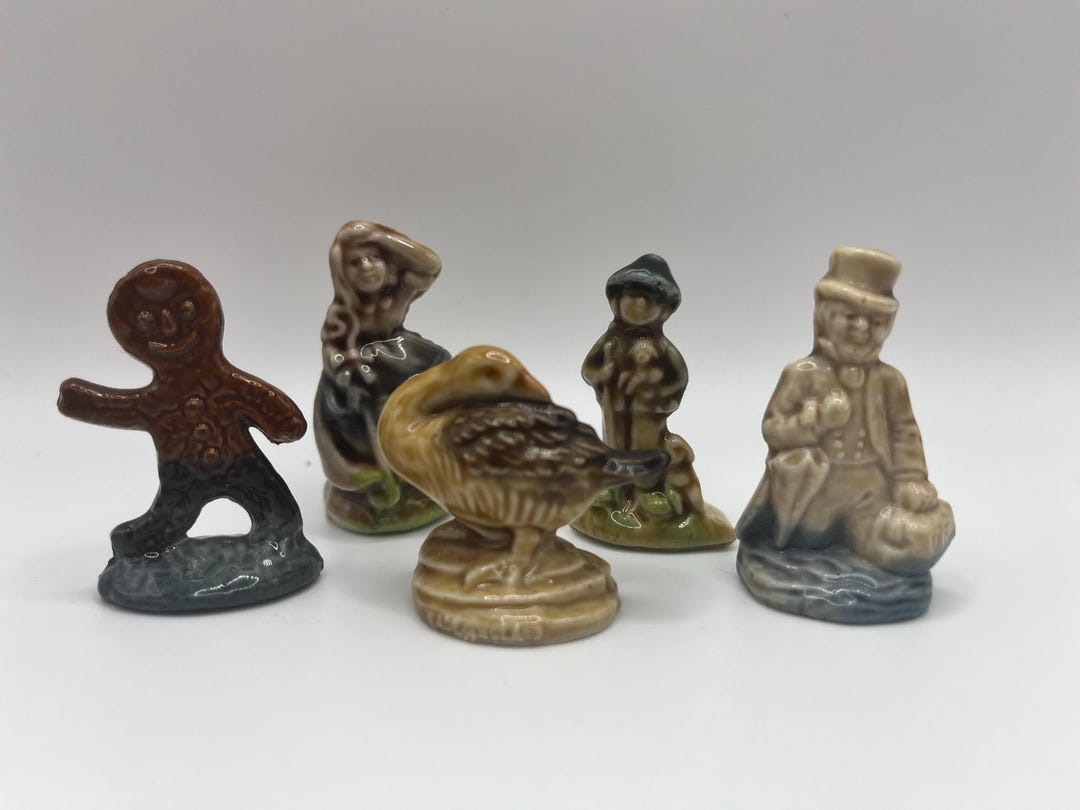 Wade Red Rose Tea Figurines, Nursery Rhymes Series, Group 4 - Etsy