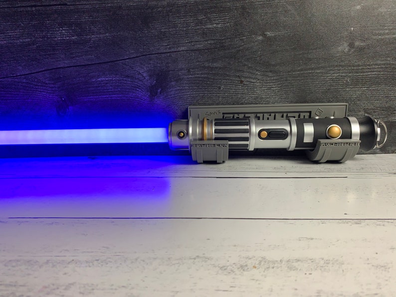 Savi's Lightsaber Wall Mount Display Rack peace/justice - Etsy