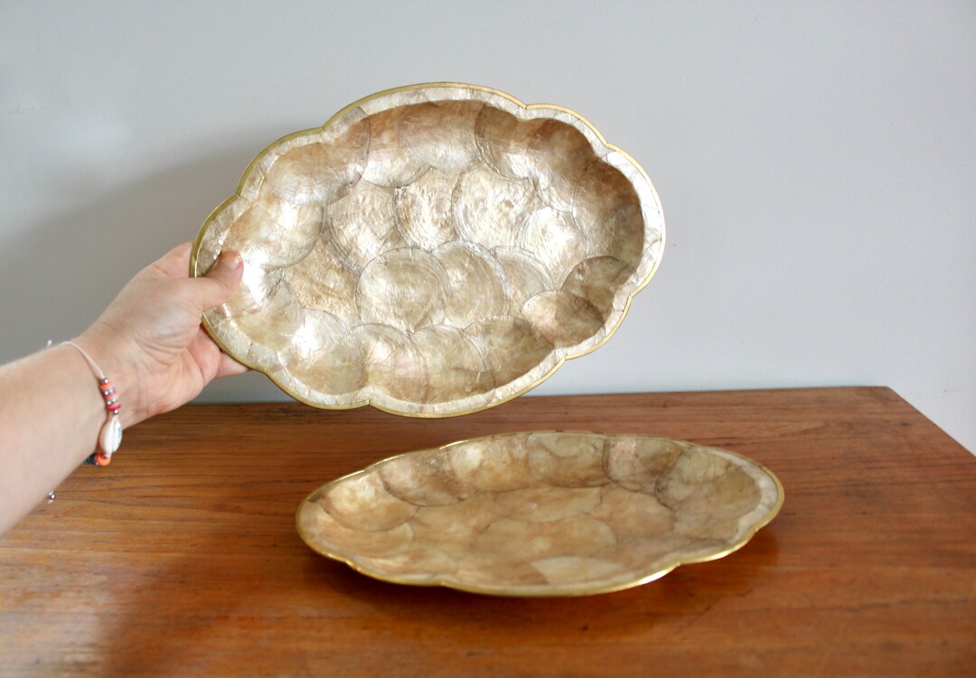 Capiz Shell Scalloped Edge Plates With Gold Edging decorative Tray ...