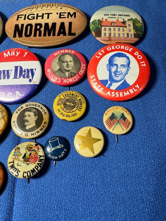 16 Assorted Vintage Political Pins/Buttons - Gem
