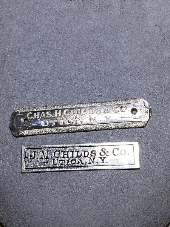 2 Vintage Carriage/Buggy/ Wagon nameplates - Chas. H.… - Gem