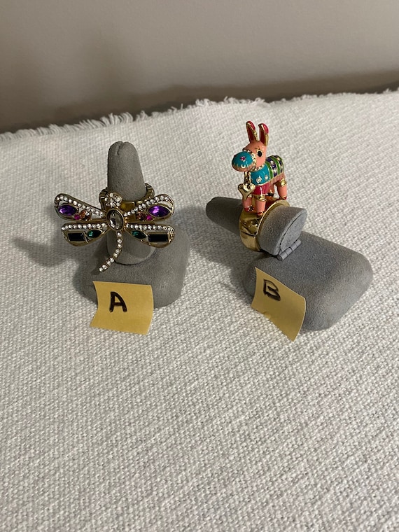 Choice of 2 Vintage Stretch Adjustable Costume Statem… - Gem