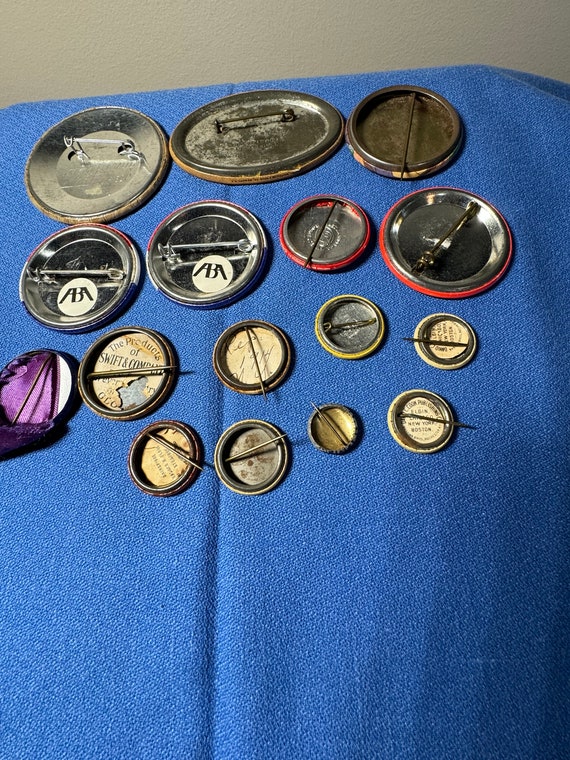 16 Assorted Vintage Political Pins/Buttons - Gem