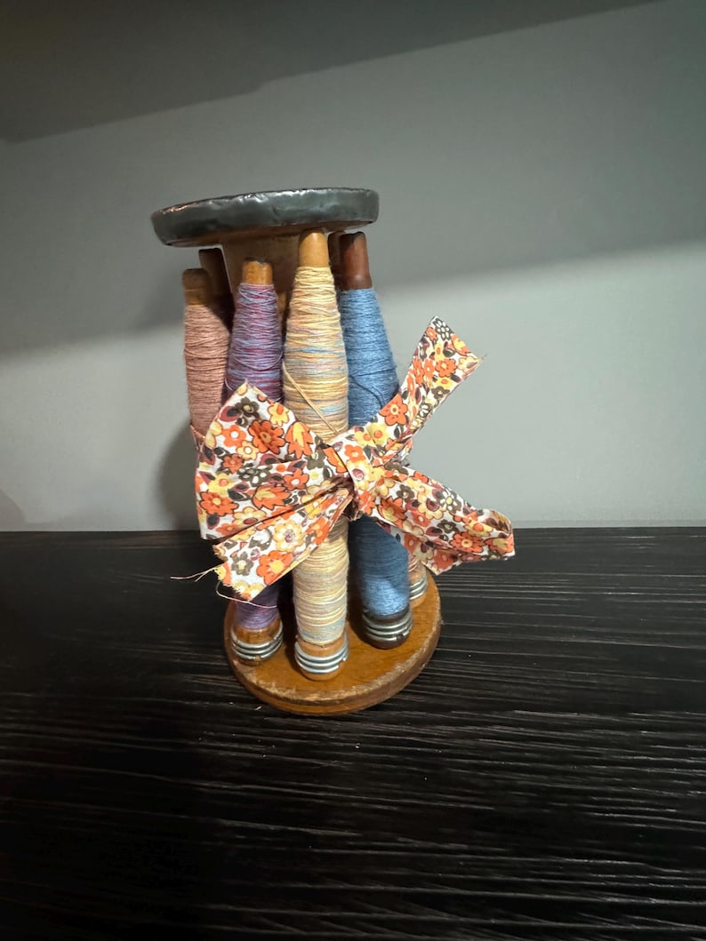 Vintage Large Wooden Industrial Textile Bobbin Holding 8 Smaller Wooden ...