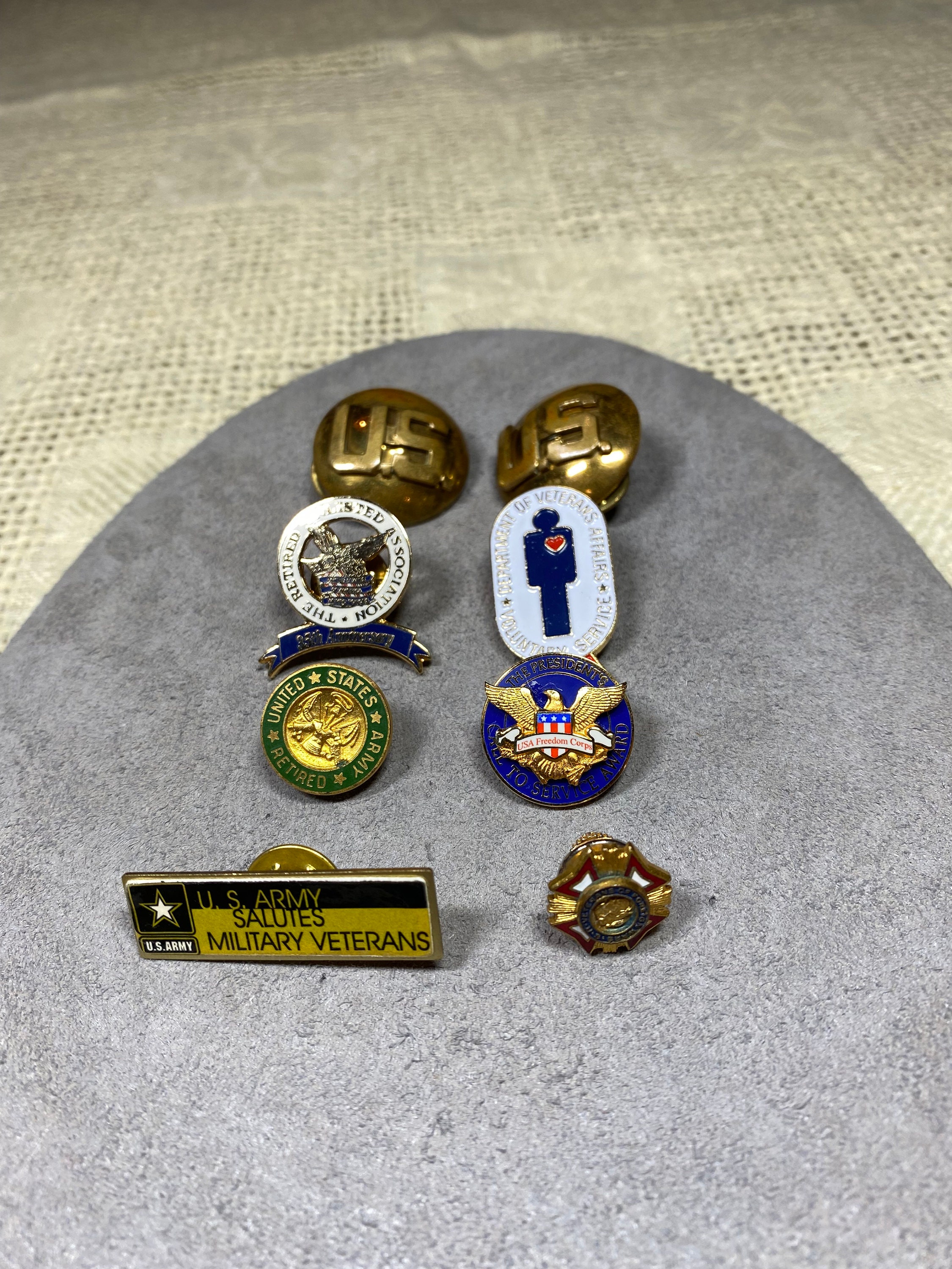 8 Assorted Vintage Military Lapel Pins - Etsy