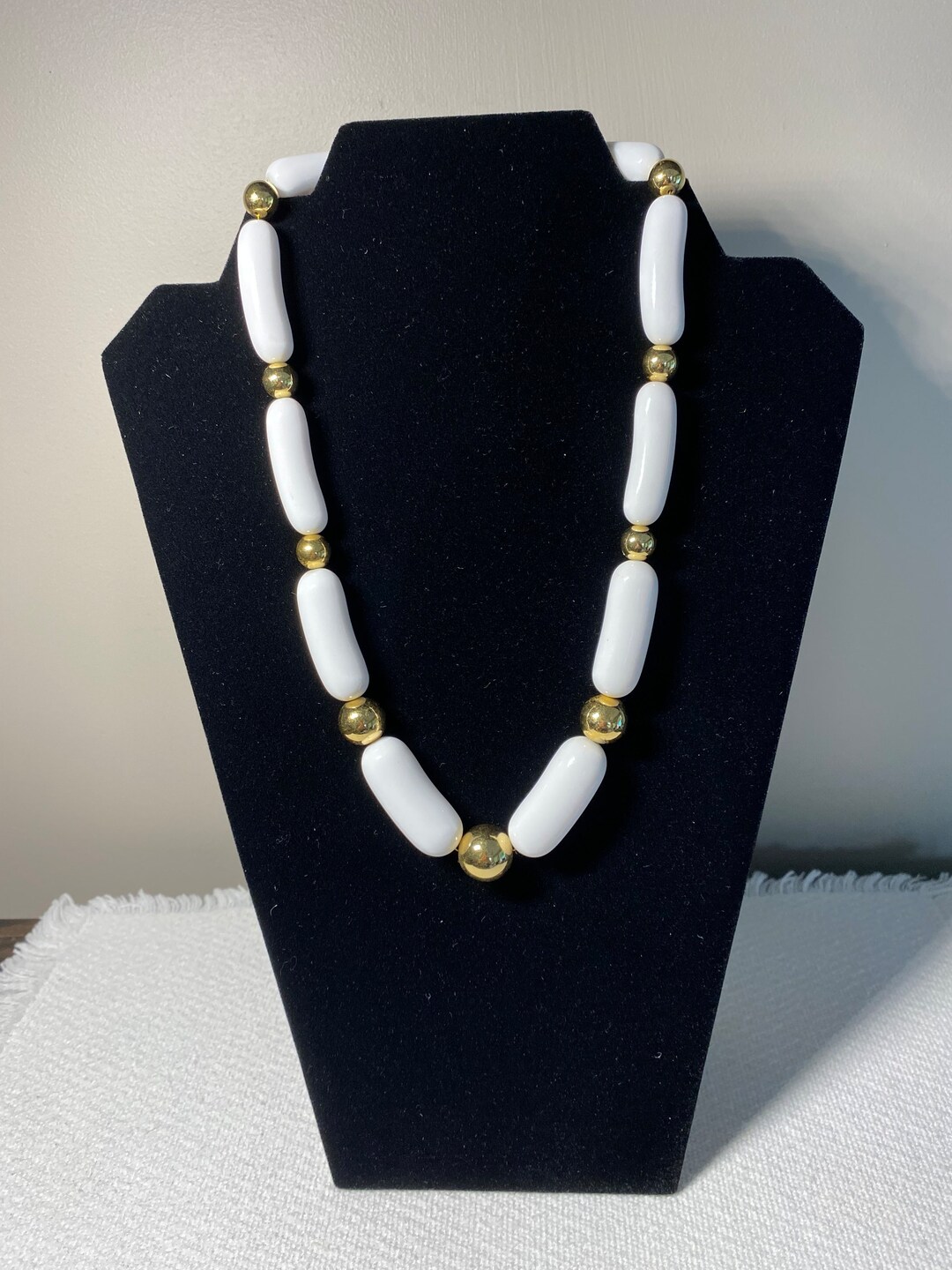Vintage Napier Kidney Shape White Bead Necklace - Etsy