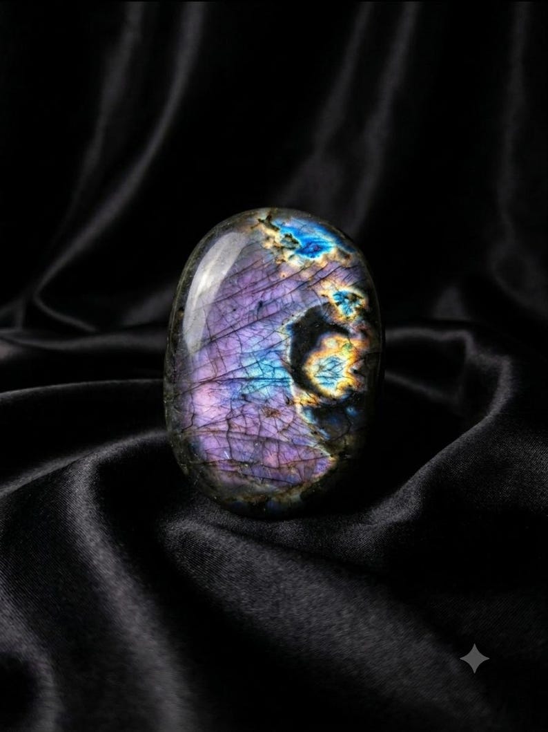 Purple Labradorite Pebble - Stone of Intuitive Protection - 76g - Etsy