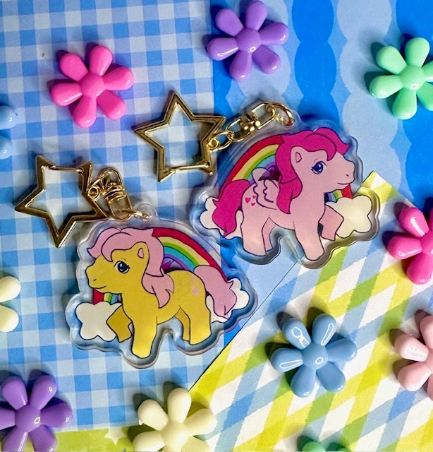 2000s Nostalgia Keychains, Cartoons, Children's Books - Etsy