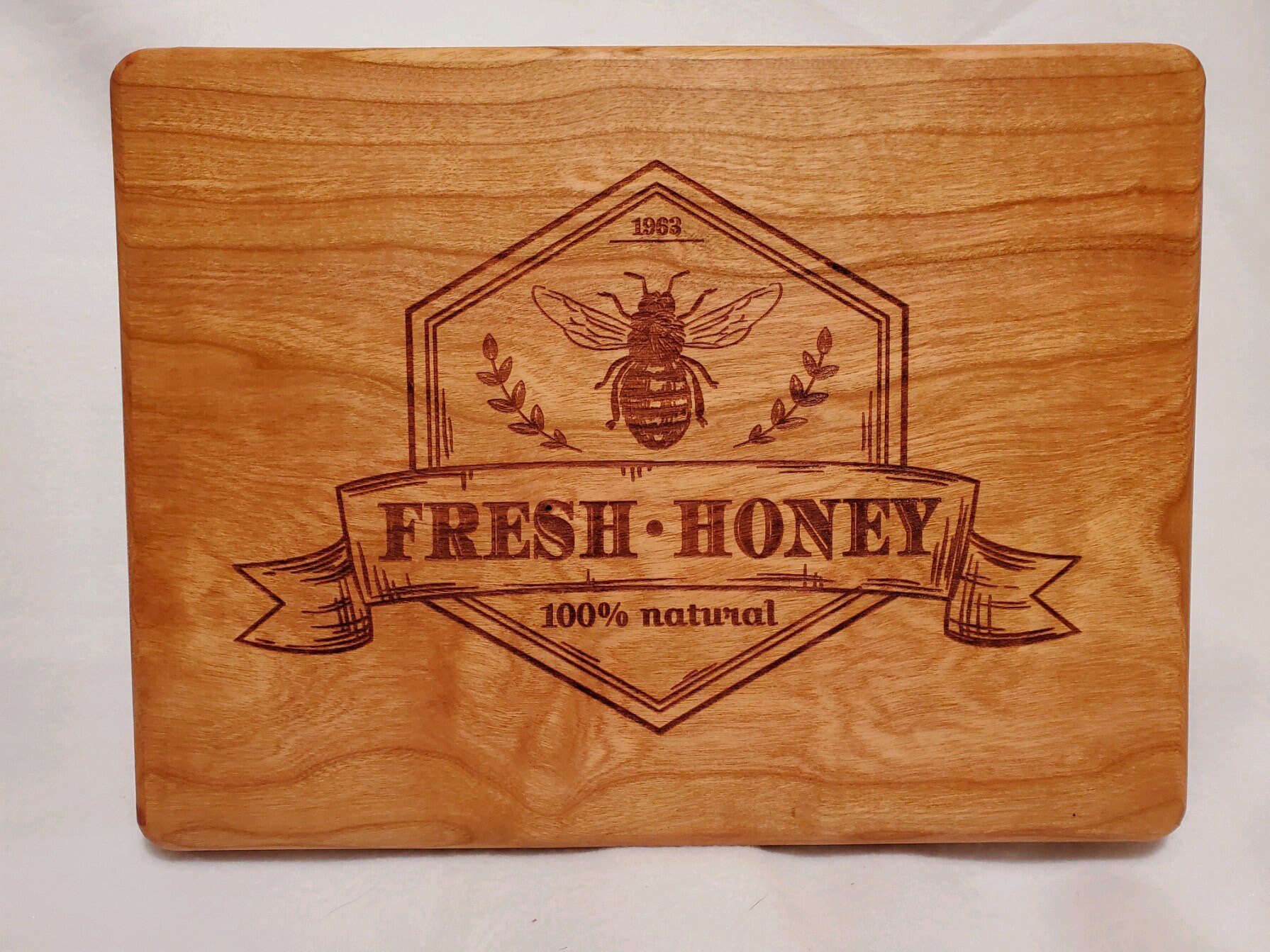 Honey Bee Cutting Board, Engraved Cutting Board, Birthday Gift, Honey ...