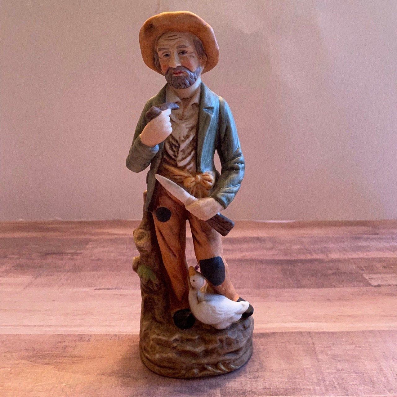 HOMCO Figurine Old Man, Pipe, Knife, Duck Taiwan - Etsy