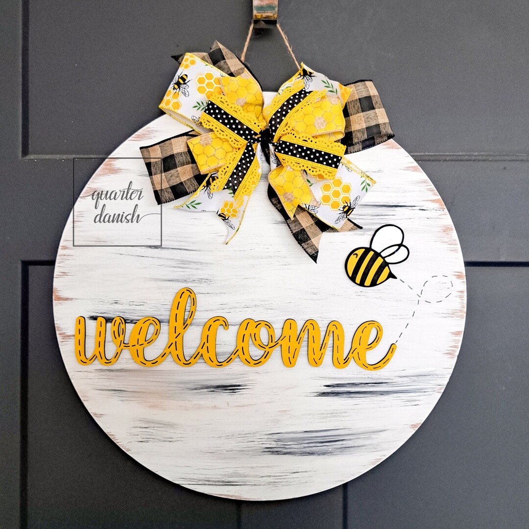 Bee Door Hanger, Welcome Spring Door Sign, Gift for Beekeeper, Gift for ...