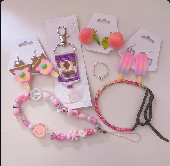 Tutorials Kits & How To DIY Bad Bunny Ring Tiny Kidcore Jewelry Beaded ...