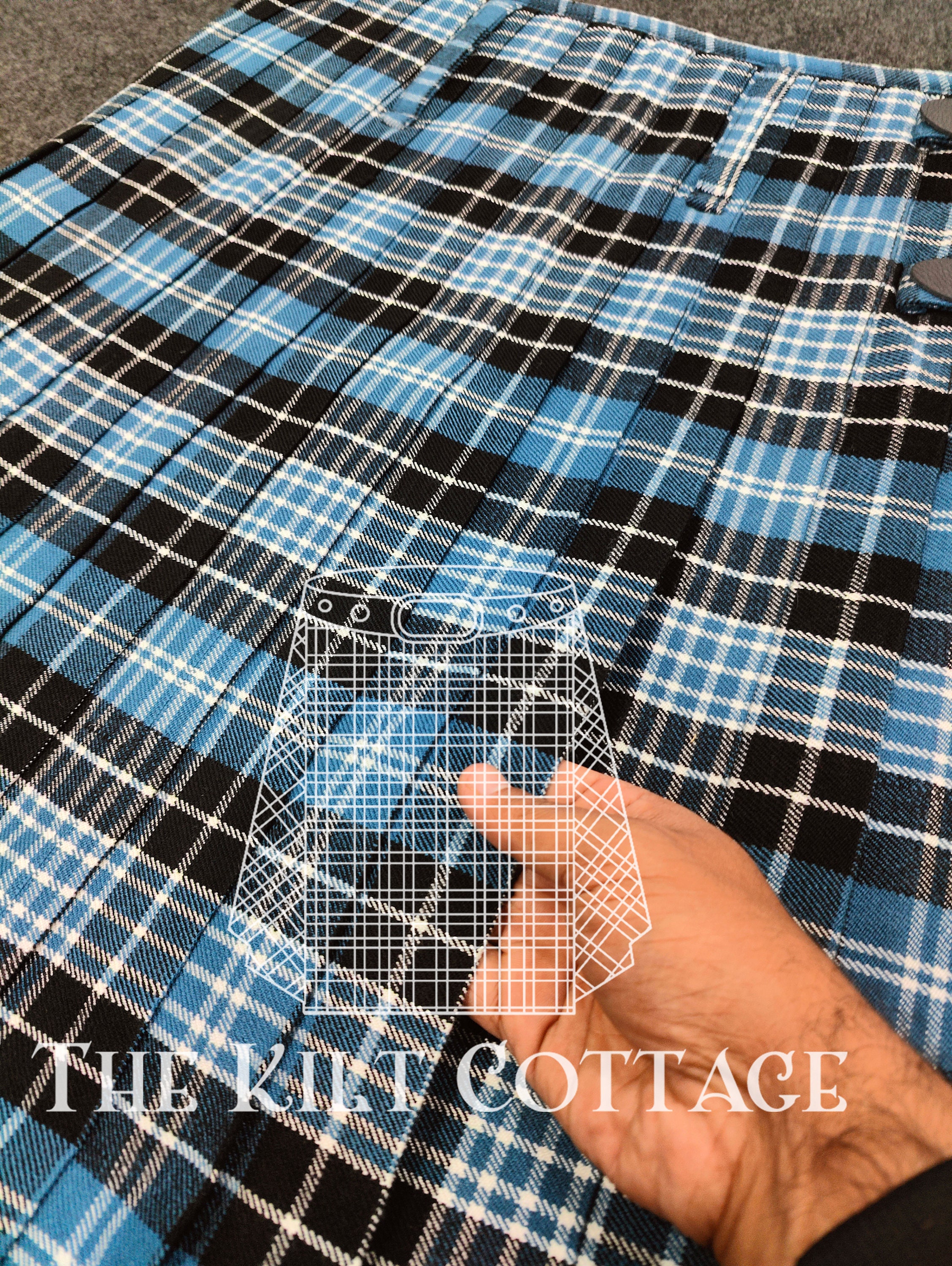 Clergy Ancient Tartan 8 Yard Kilt Matching Semi Dress Tartan Sporran ...