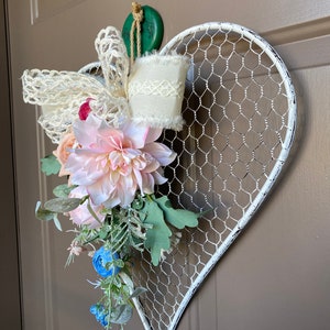 Shabby Romantic Farmhouse Chicken Wire Heart Door Decor, Valentine’s ...