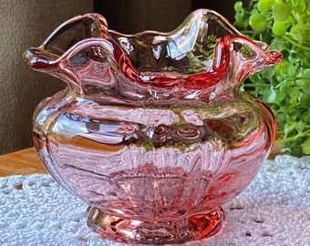 Art & Collectibles Fenton Red & Pink Ruffle Glass Vase #500MM Glass ...