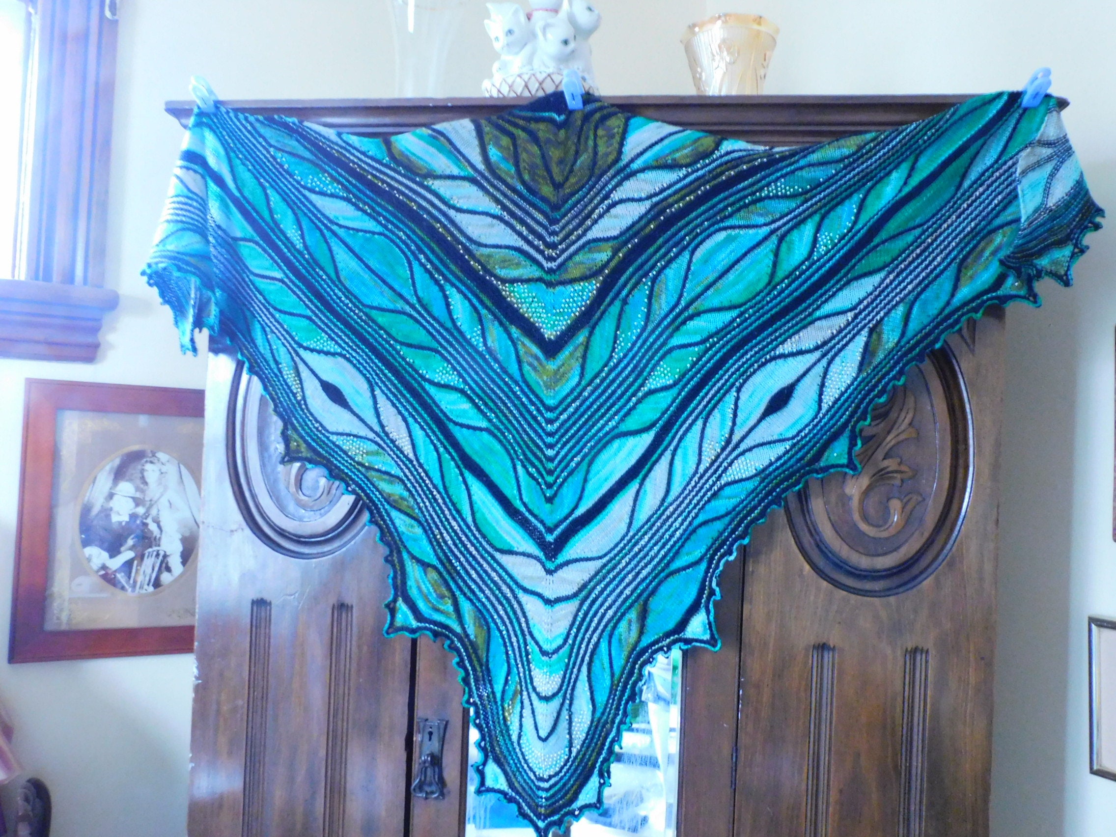 Beautiful Dragon Wing Papillon Shawl - Etsy
