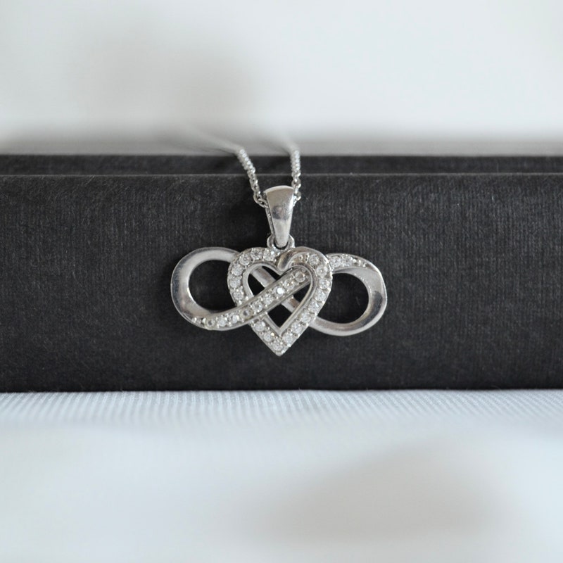 Infinity Heart Necklace - Etsy