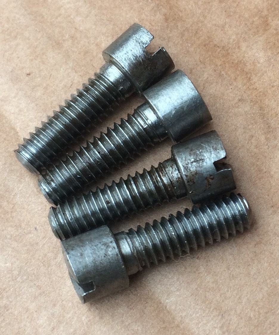 Antique Singer 29K Industrial Sewing Machine Mounting Bolting Screws X ...