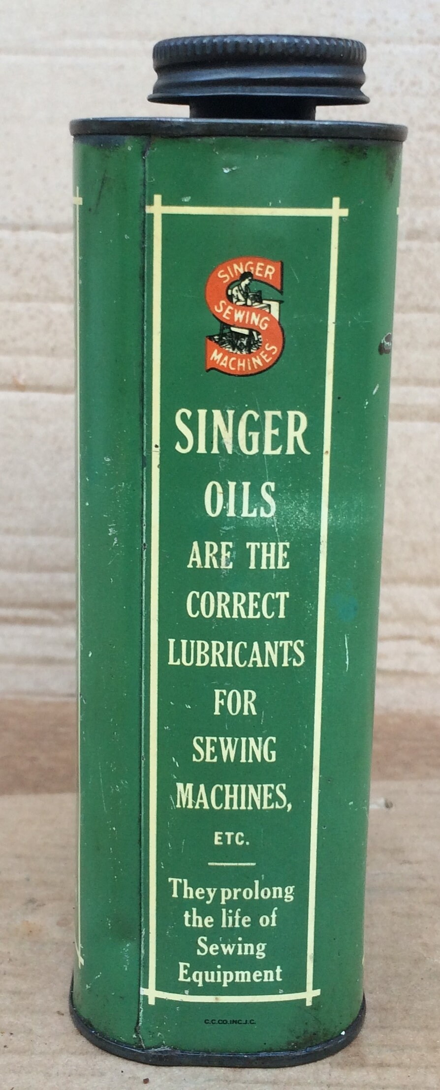 Vintage Singer Sewing Machine Large Oil Can 1/4 Gallon - Etsy Canada
