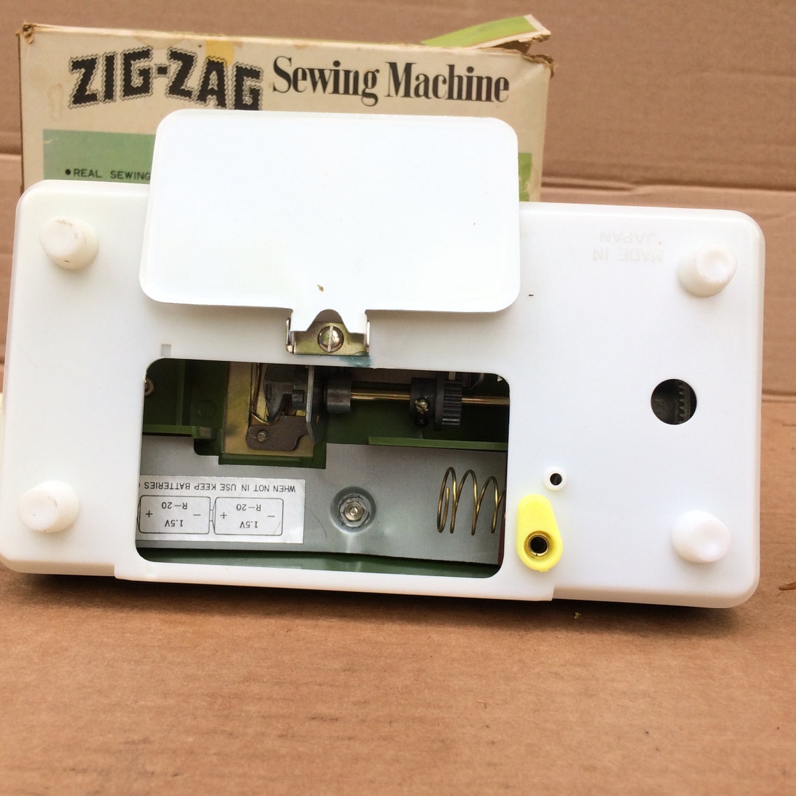 Zig-zag Toy, Miniature Child's Battery Operated Sewing Machine - Etsy