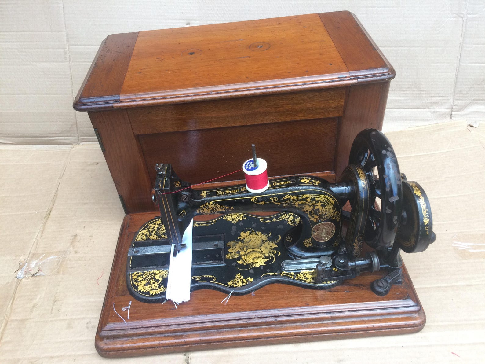 Antique Singer 12K Fiddle Base Sewing Machine With Large Roses Decals ...