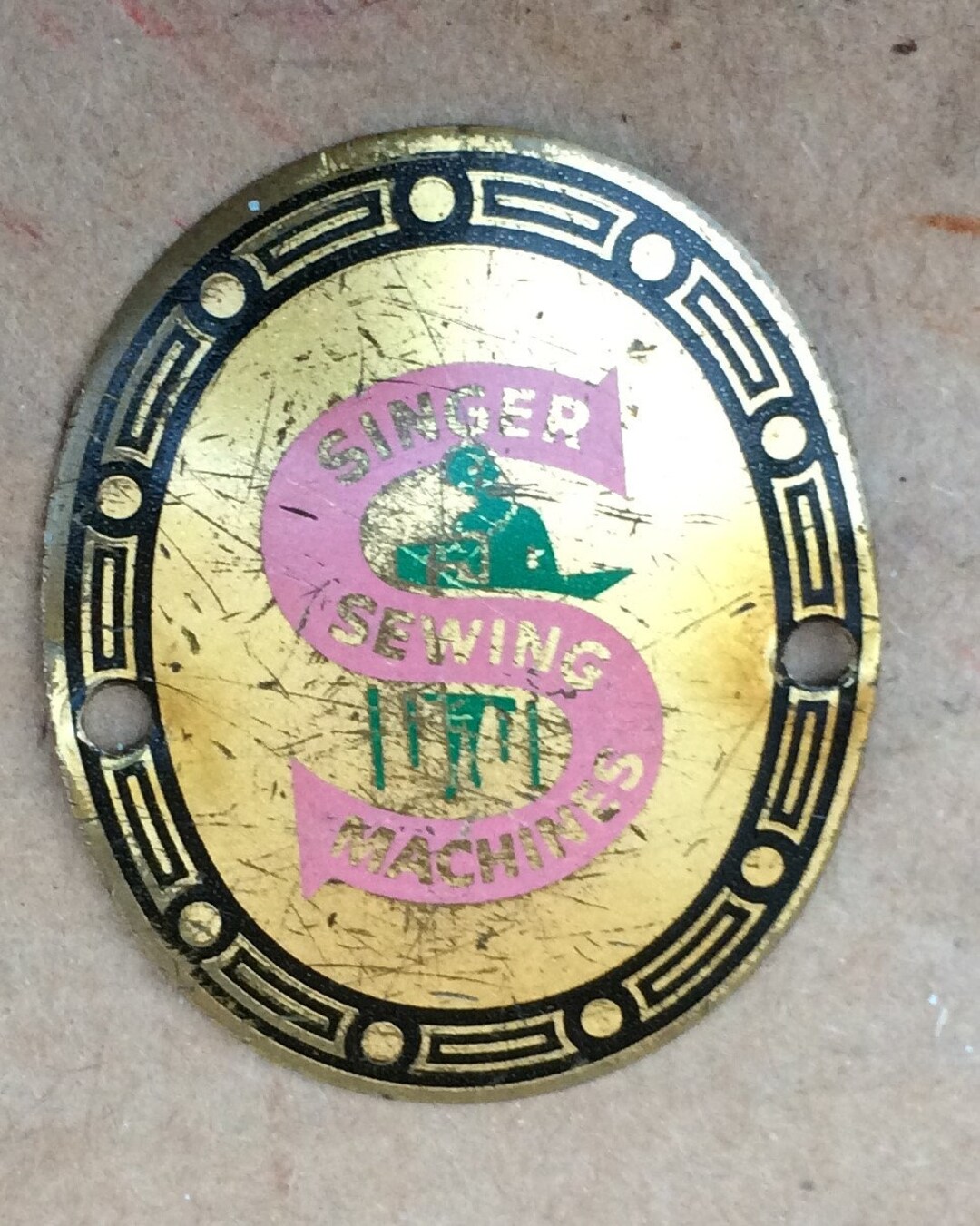Singer 222K Featherweight Sewing Machine Brass Red S Badge - Etsy