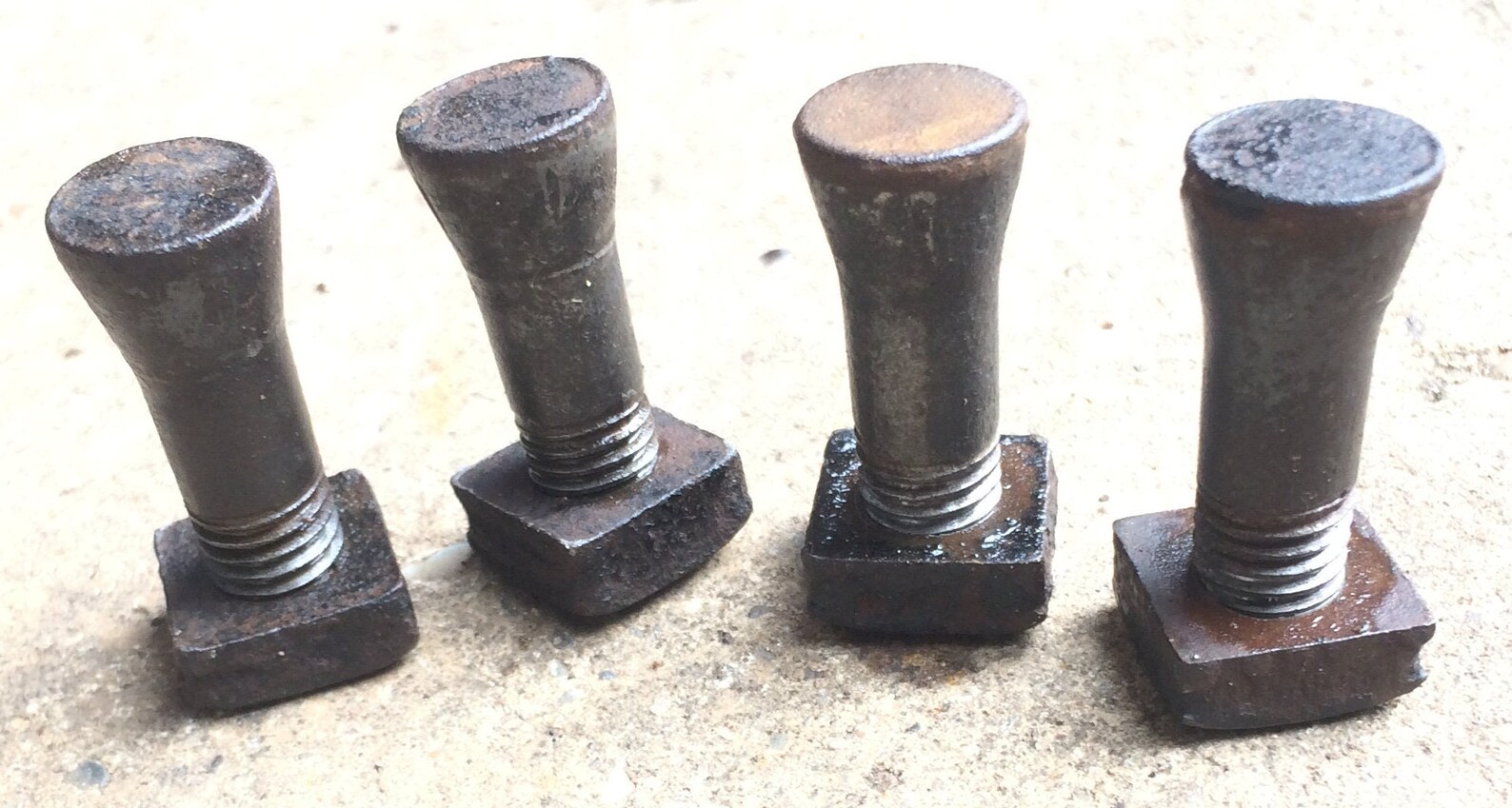 Antique Singer Treadle Sewing Machine Mounting Bolts and Nuts - Etsy UK