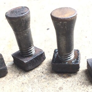 Antique Singer Treadle Sewing Machine Mounting Bolts and Nuts - Etsy UK