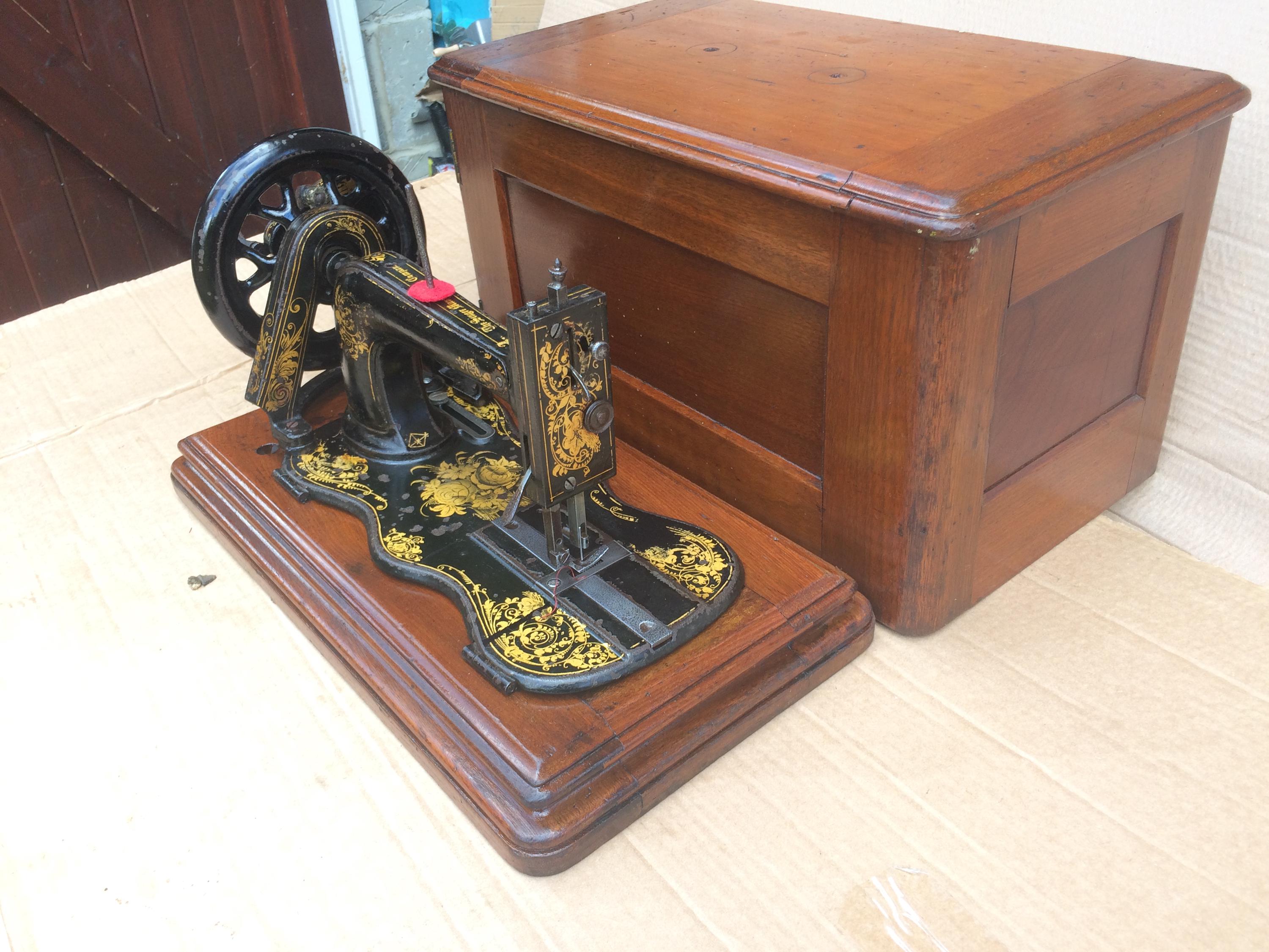 Antique Singer 12K Fiddle Base Sewing Machine With Large Roses Decals ...