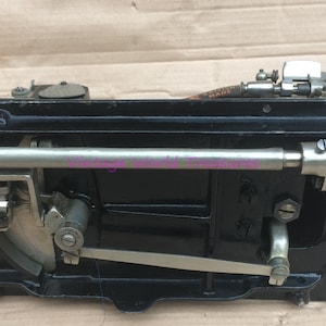 Vickers Hand-crank Vintage Sewing Machine - Etsy UK