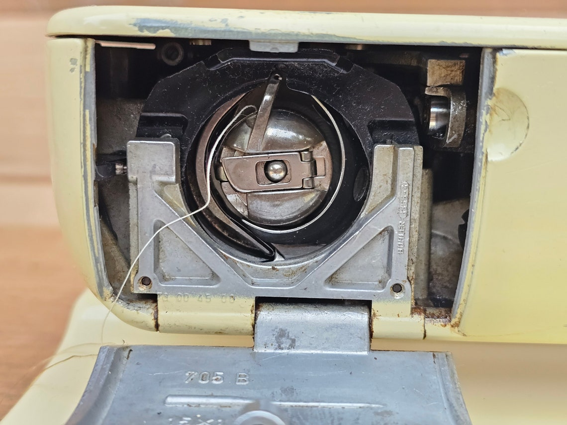 Bernina 707 Minimatic Zig Zag Multi Decorative Stitch Sewing Machine - Etsy