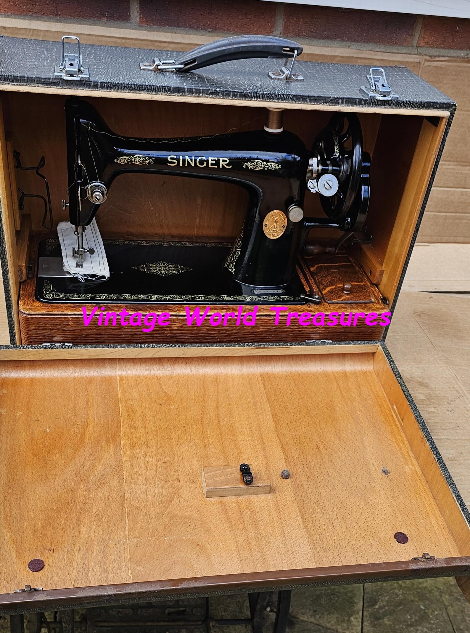 Singer 66K Blackside Hand Crank Sewing Machine With Attachments - Etsy