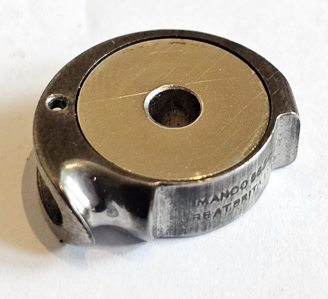 Singer 29K Leather Patcher Bobbin Case Simanco 8654 With Bobbin - Etsy