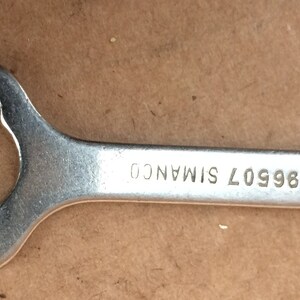 Vintage Singer Simanco 96507 Key for Sewing Machine Wooden Bentwood ...